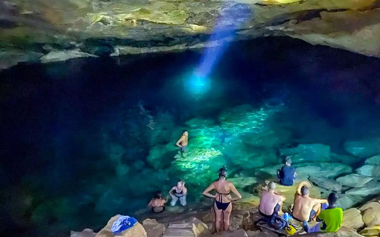 Nil Diya Pokuna Hidden Underground Blue Water Pond in Ella